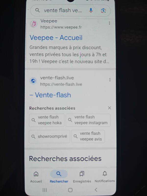 Vente-flash.live | 33 signalements | 72 commentaires
